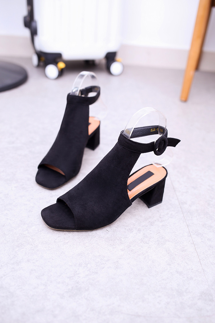 Badu.gr Πολύ ενδιαφέρουσα γυναικεία σουέτ παπούτσια με ψηλό τακούνι σε μπεζ και μαύρο χρώμα ...